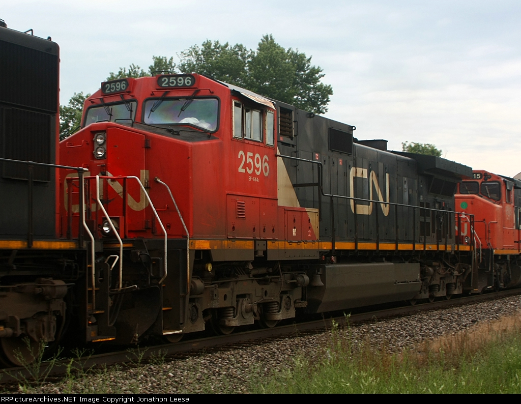 CN 2596